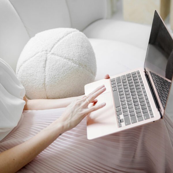 The Ultimate Guide to Blog Flipping in 2022 - Websites Flipping Official